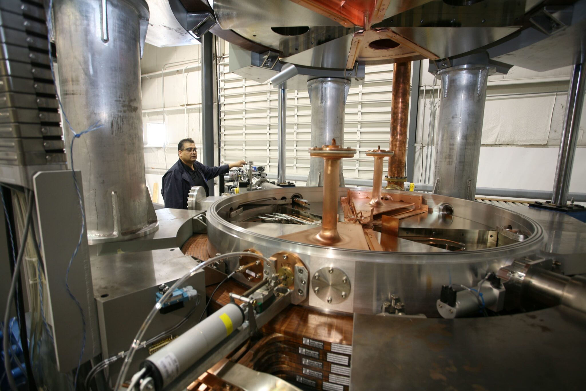 TR-30 Cyclotron - Advanced Cyclotron Systems Inc.